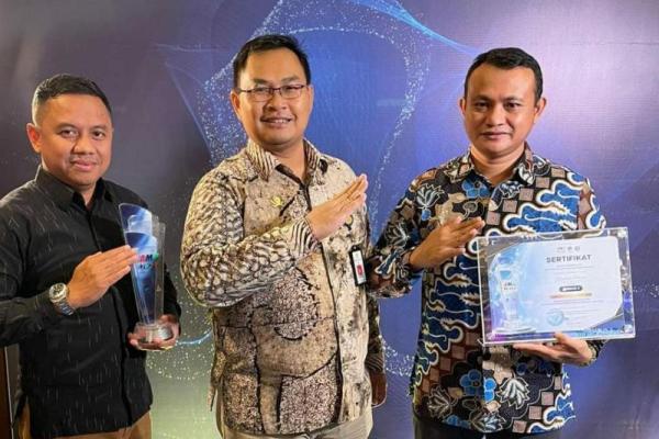 Kementan Raih Penghargaan AMH 2022 untuk Kampanye Komunikasi Publik Kementan Raih Penghargaan AMH 2022 untuk Kampanye Komunikasi Publik