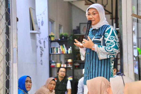 Kemnaker Siap Fasilitasi Peningkatan Kompetensi Komunitas Budaya Betawi Kemnaker Siap Fasilitasi Peningkatan Kompetensi Komunitas Budaya Betawi