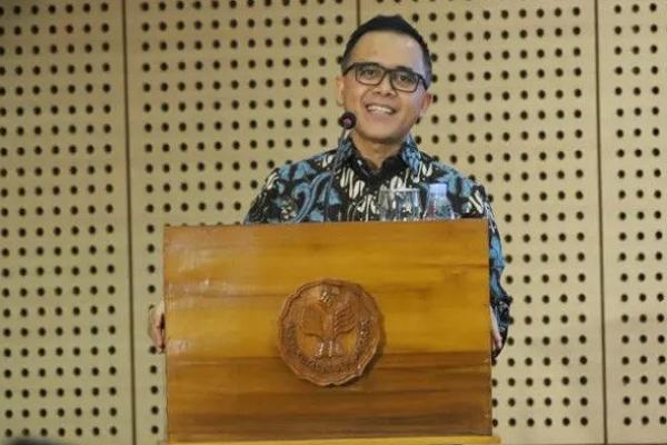 Akademisi Berperan Penting dalam Reformasi Birokrasi Akademisi Berperan Penting dalam Reformasi Birokrasi
