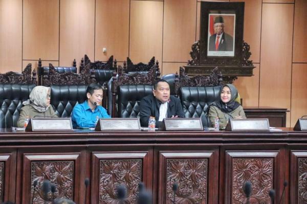 Terima Delegasi SMAN 1 Leuwiliang, Indro Gutomo: Pentingnya Menjaga ...